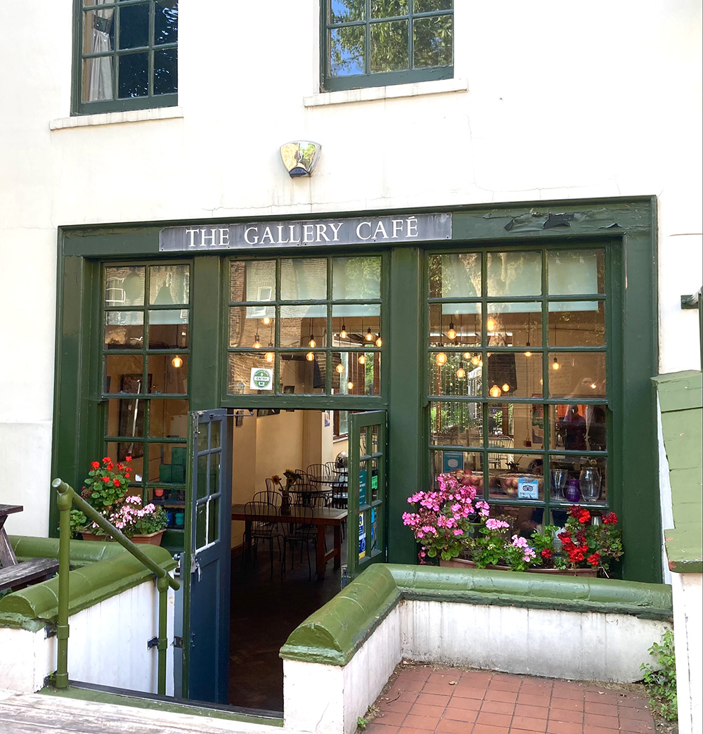 The Gallery Café, - Beastmag