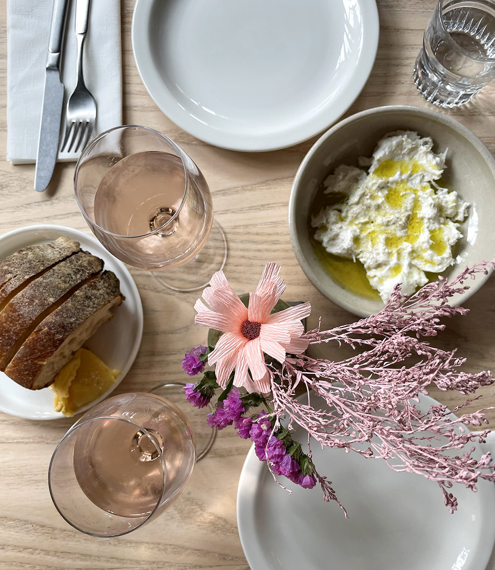 Crispin - All day & night café in Spitalfields - Beastmag